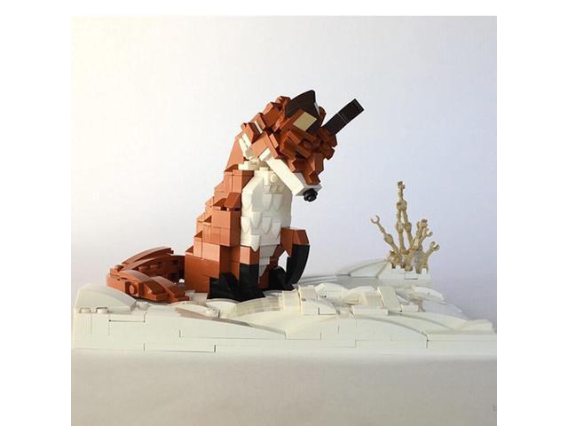 Click here for ZITIANYOUBUILD MOC-6404 Red Fox Model with Snow Di... prices