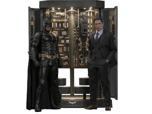 Click here for Figure Hot Toys MMS750 - DC Comics - Batman: The D... prices
