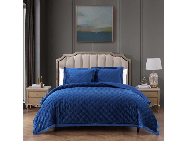 Click here for Bebejan 3 Piece Queen Size Velvet Comforter Set -... prices