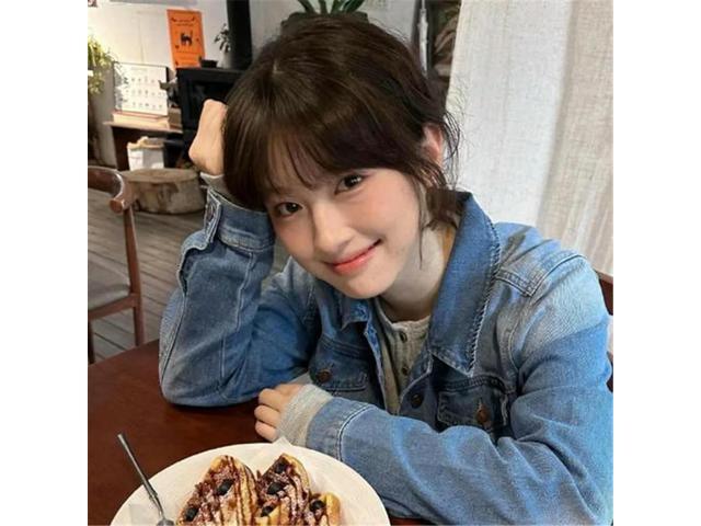 Click here for Wallet Tracker Card Wireless Charging Item Locator... prices