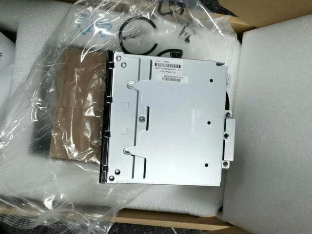 Click here for 872267-B21 DL560 Gen10 Universal Media Bay Kit DL5... prices