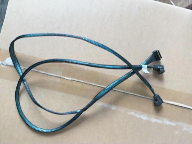 Click here for R740 server 8 * 2.5 H350/H750 array card cable SAS... prices