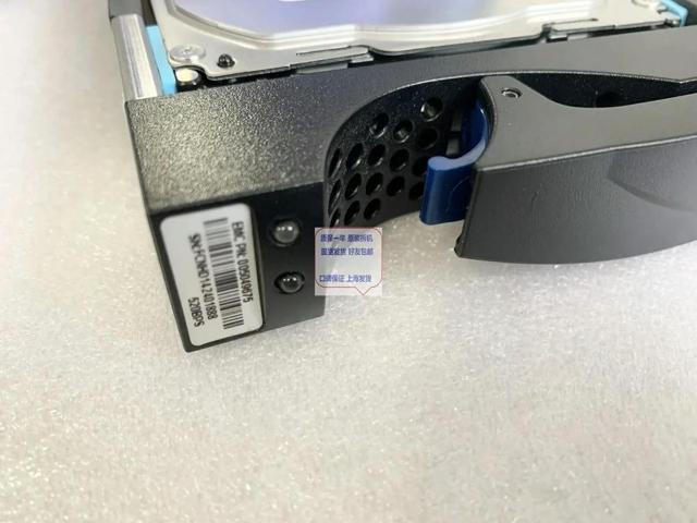 Click here for VNX Hard Disk VX-VS15 600G 15K 005049274 005049272... prices