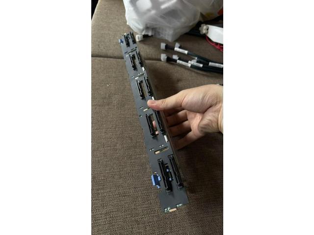 Click here for R640 server hard drive backplane 2.5-inch 10 bay 0... prices