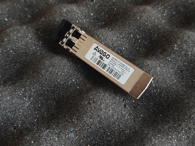 Click here for AFBR-57G5MZ-ELX emulex 32g fibre channel HBA modul... prices