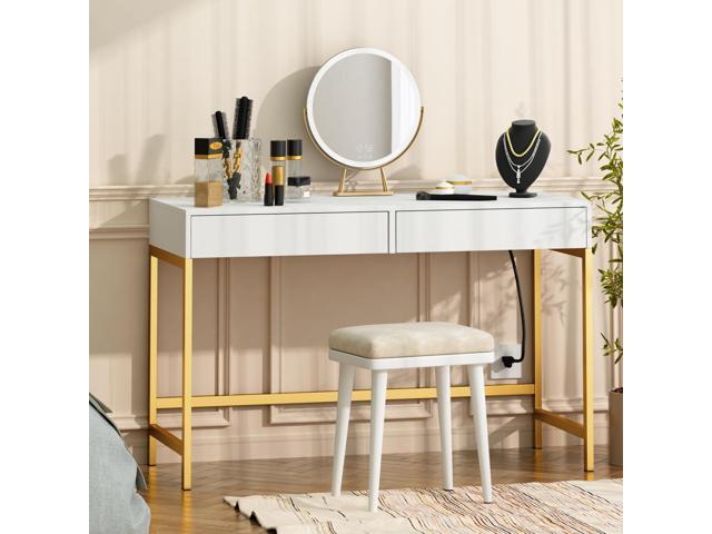 Click here for Treocho Computer Desk with USB Charging Ports and... prices