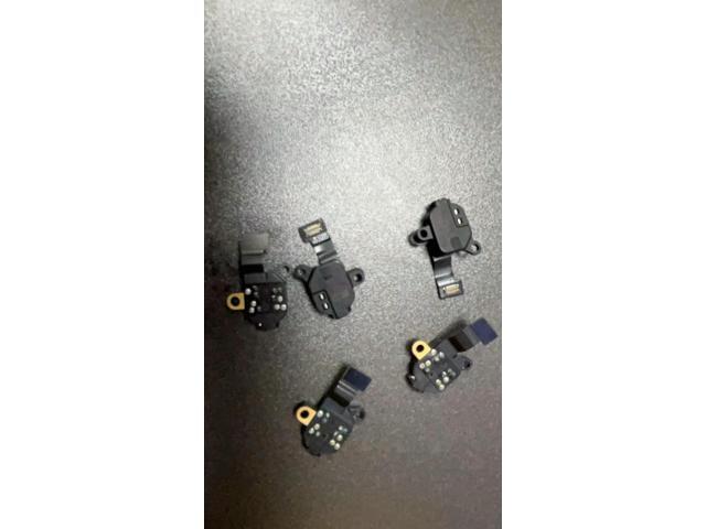 Click here for Laptop M1 A2442 A2485 Audio Jack Connector Flex Ca... prices