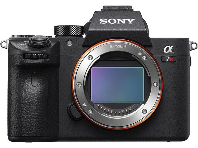 Sony Sony Alpha 7R Iv Full Frame Mirrorless Interchangeable Lens Camera w/High Resolution 61MP Sensor  up to 10FPS with Continuous Af/Ae Tracking - Bl