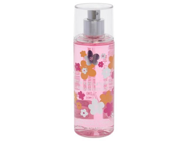 Click here for Radiant Petals by Emanuel Ungaro for Women - 4.2 o... prices