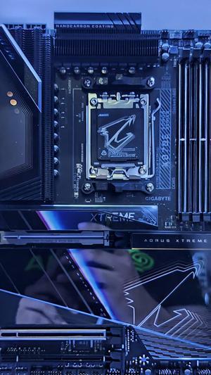 GIGABYTE X870E AORUS ELITE WIFI7 AM5 LGA 1718, ATX, DDR5, 4x GIGABYTE X870E AORUS ELITE WIFI7 AM5 LGA 1718, ATX, DDR5, 4x