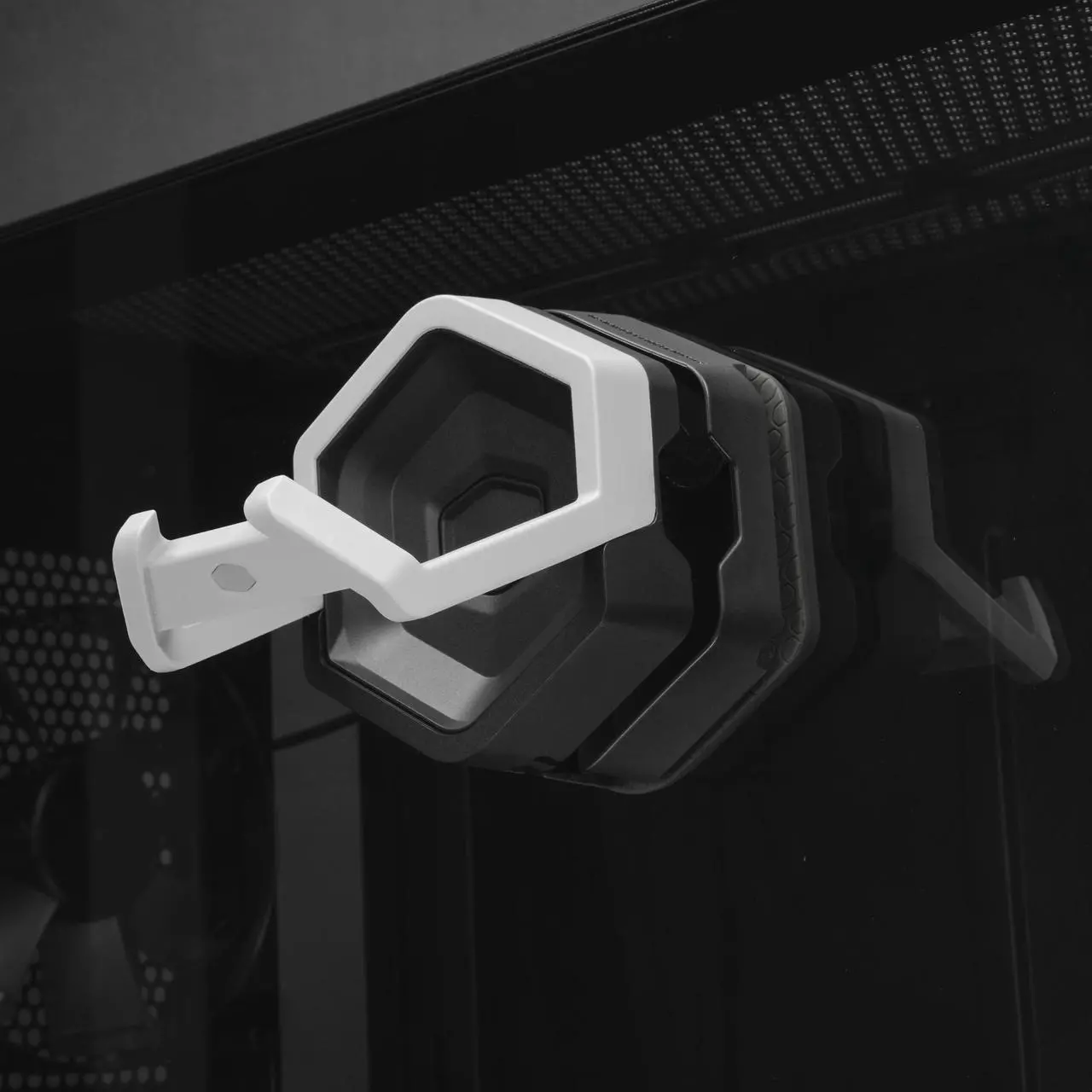 Cooler Master MasterAccessory GEM Magnetized Multi-Surface Mounting ...