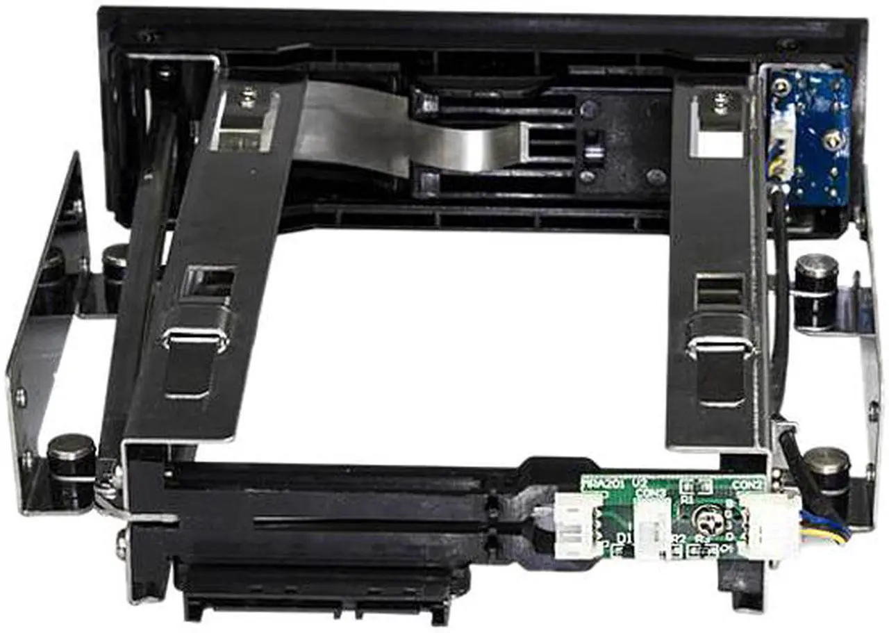 StarTech HSB13SATSASB 5.25 to 3.5 Hard Drive Hot Swap Bay - Trayless ...