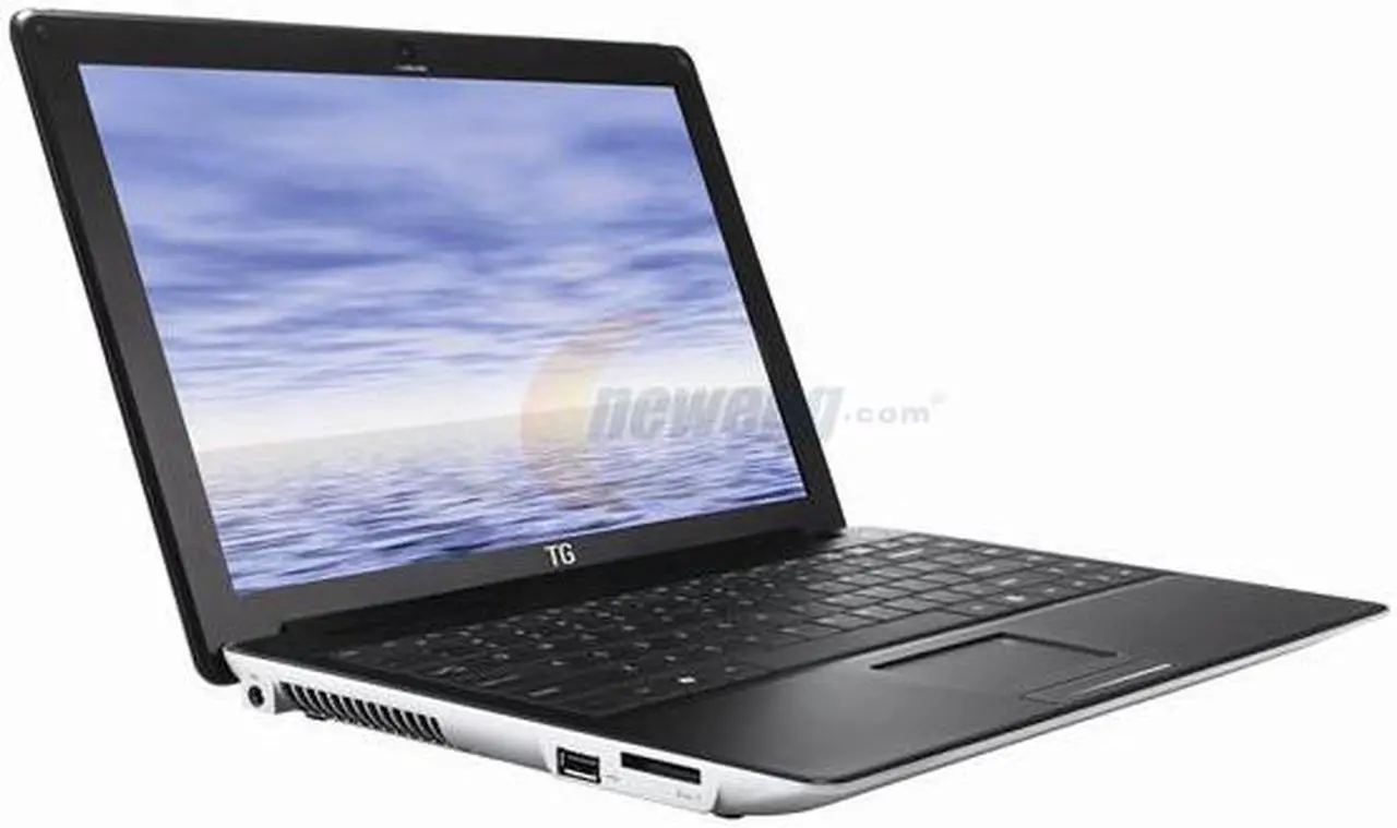 AVERATEC Laptop Intel Pentium T4300 3GB Memory 250GB HDD Intel GMA 4500MHD 13.3" Windows 7 Home ...