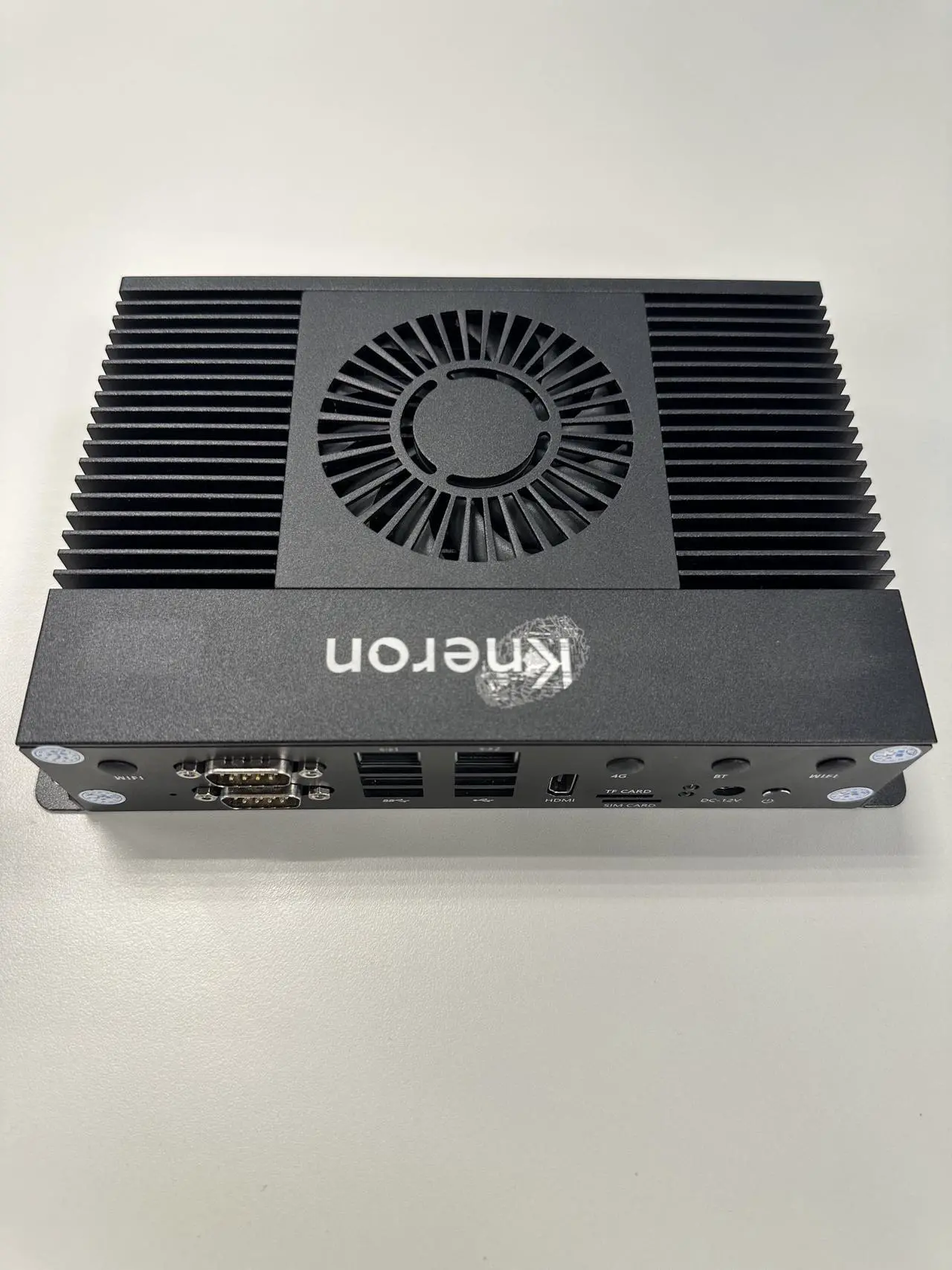 Kneron KNEO 300 Edge AI Server Box, 8-core A53 2.0GHz CPU, 30 TOPS (INT8) NPU, 16GB LPDDR4, 64GB ...