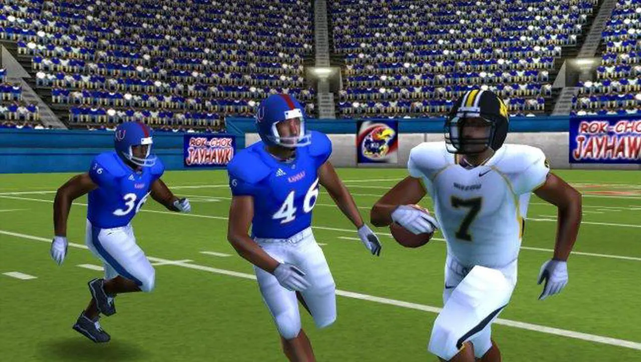 NCAA Football 2009 PSP Game EA - Newegg.com