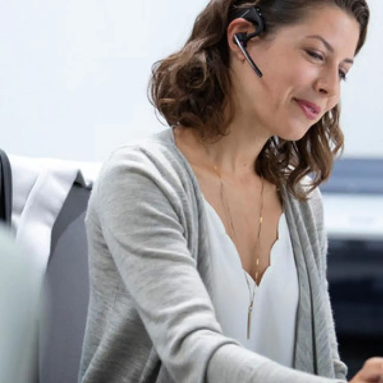 Open Box: Poly Voyager 5200 Office 2-Way Base USB-C (Plantronics ...
