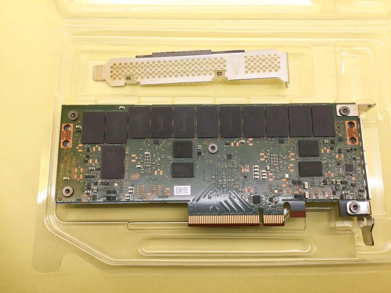 Used - Acceptable: SSDPECKE064T7S Intel DC P4608 Series 6.4TB PCIe NVMe ...