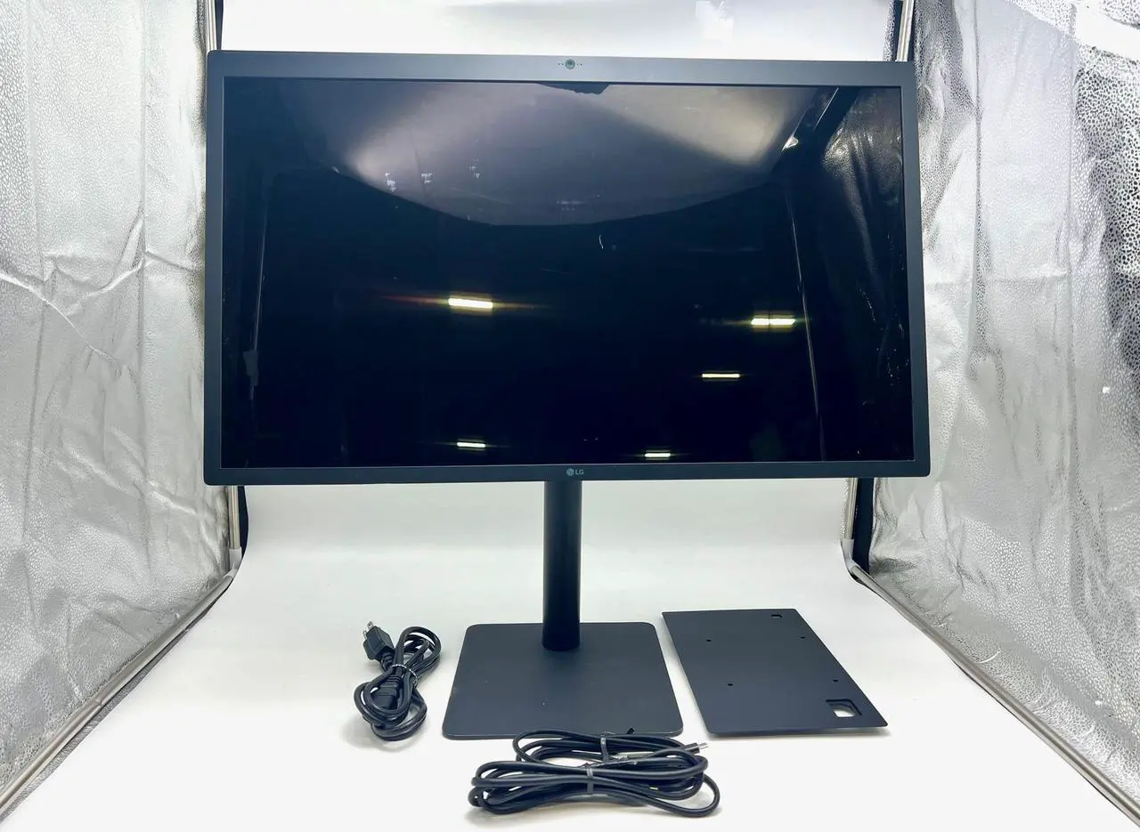 Refurbished: LG 27MD5KL-B Ultrafine 27" IPS LCD 5K UHD Monitor 1 Inch ...