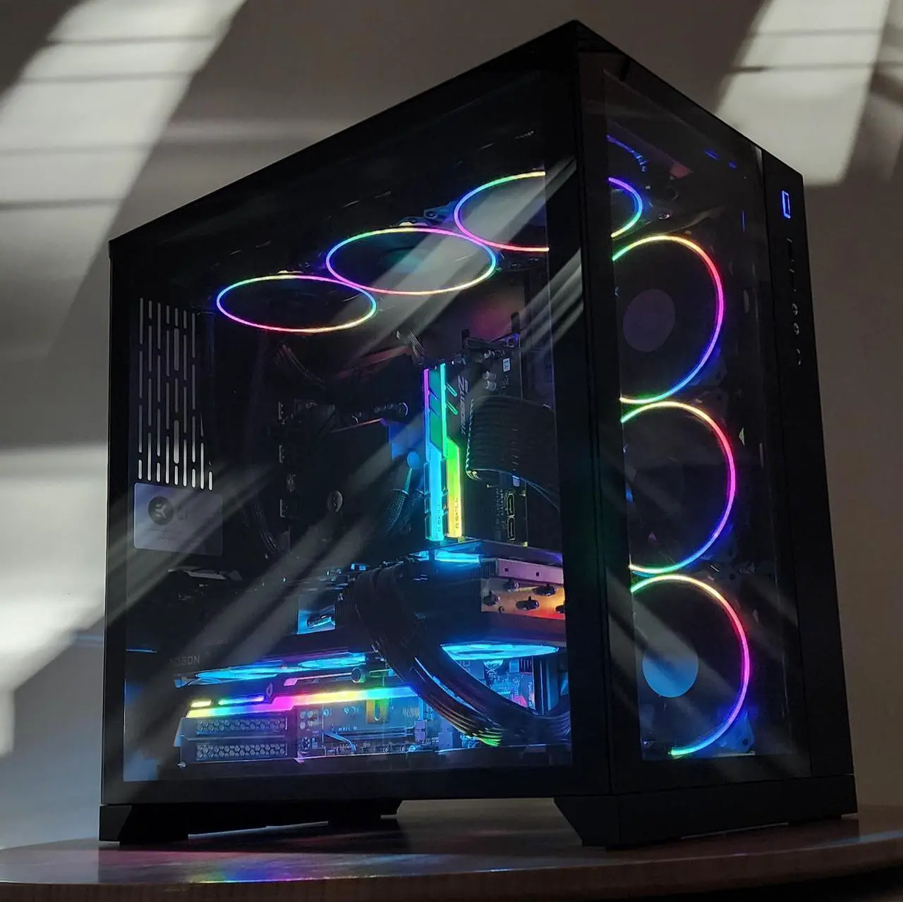 Gaming PC Ryzen 7 5700X3D 32GB RAM 2TB SSD RX 7900 XTX 24GB Windows 11 ...