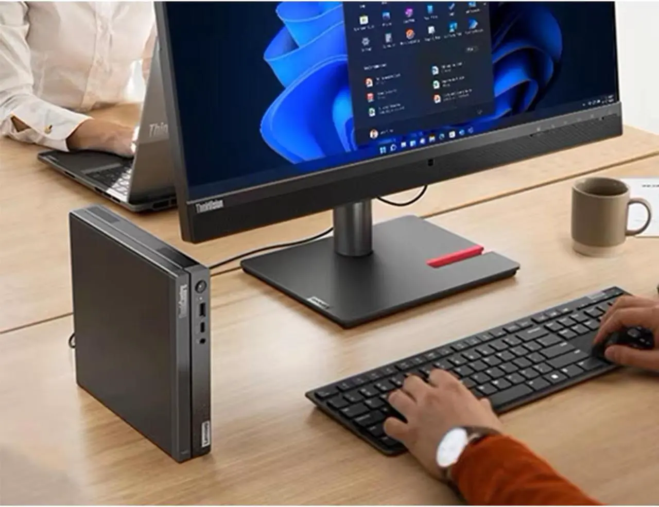 Lenovo ThinkCentre neo 50q Gen 4 Business MFF Desktop, 13th Gen Intel ...