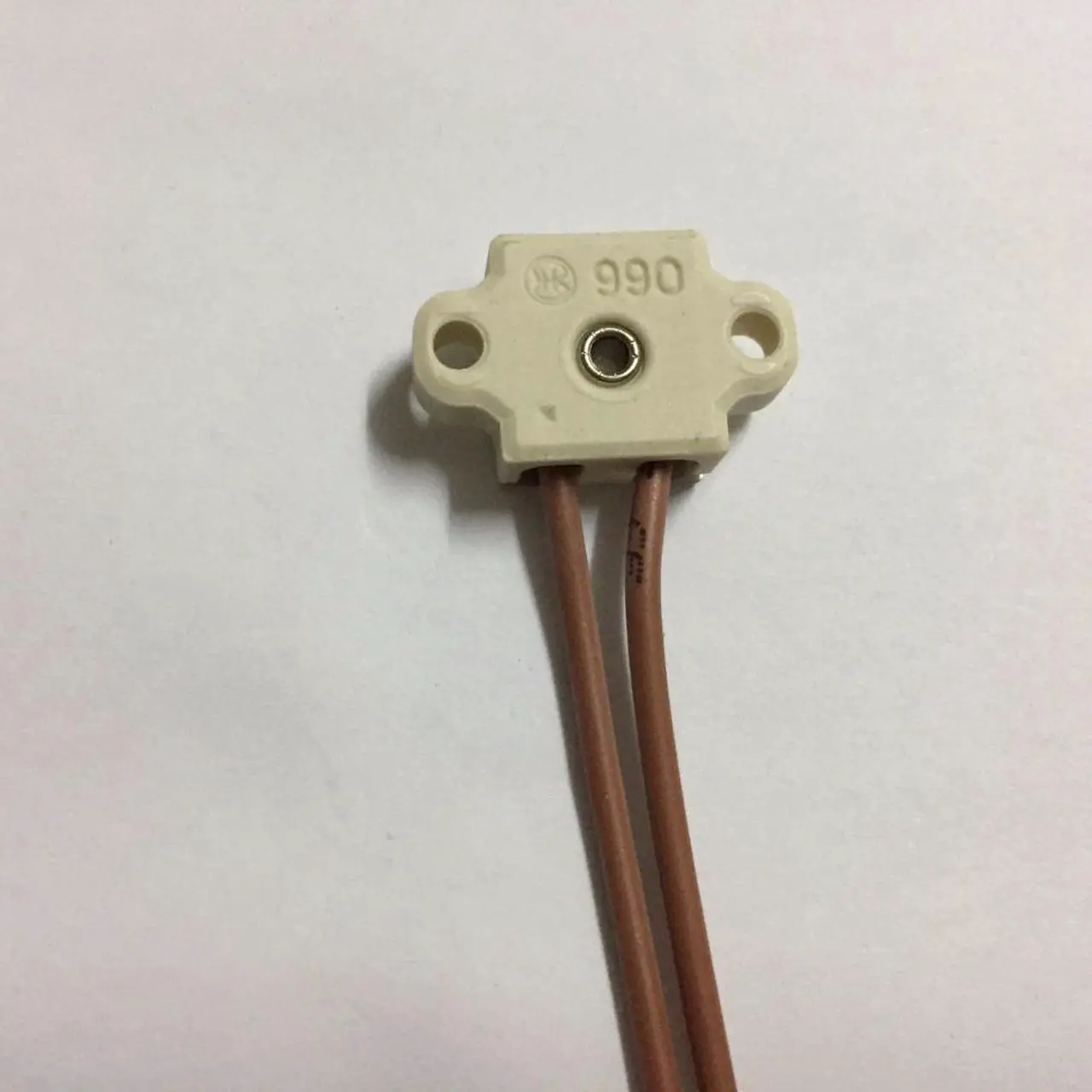 10pcs DHL ,BW 990 G4 GZ4 GY4 halogen bulb ceramic lamp holder ...