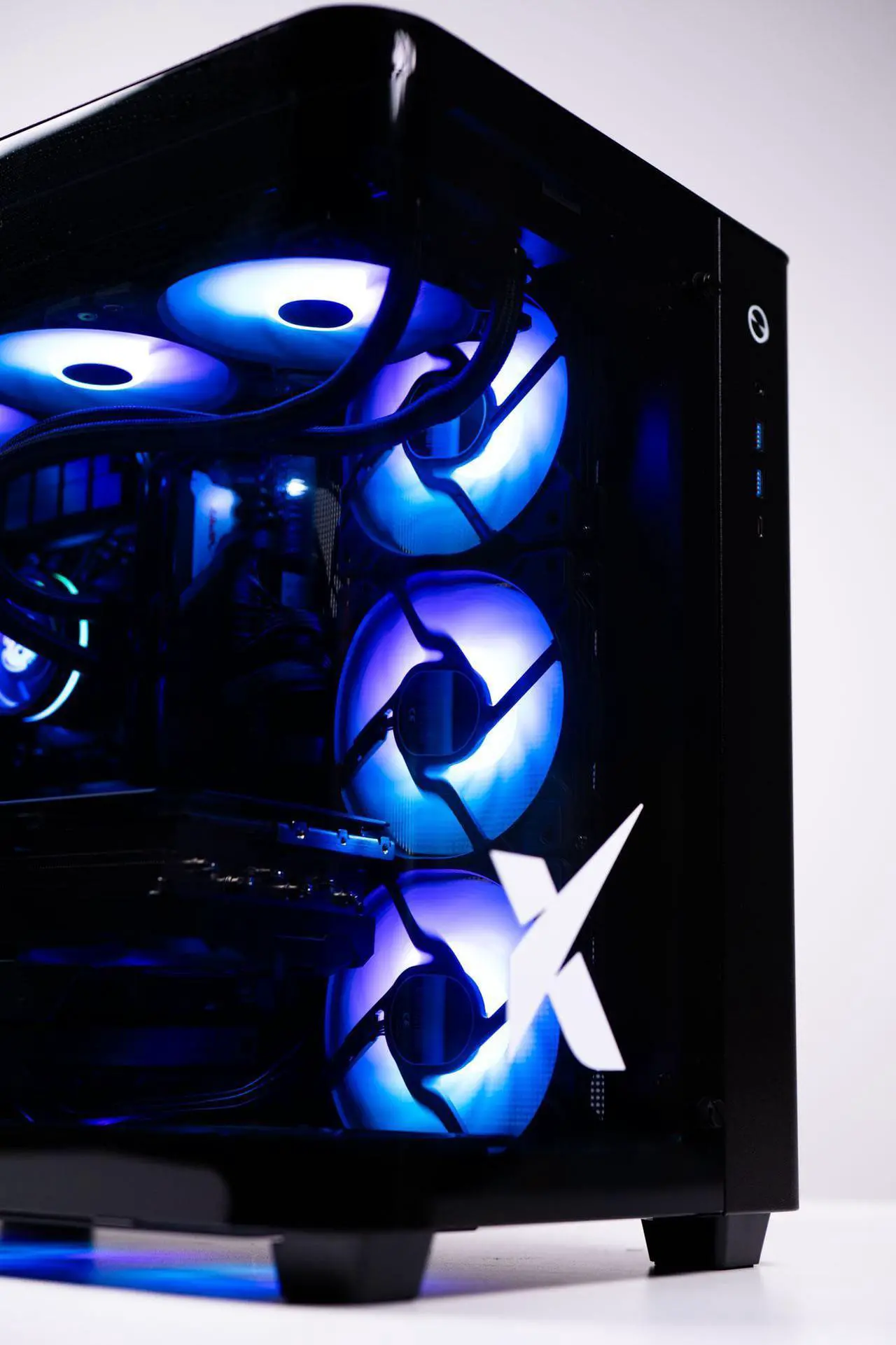 Xidax X6 ONAMI BLACK Gaming PC Ryzen 7 9700x 8c (up to 5.5 GHz)- NVIDIA ...