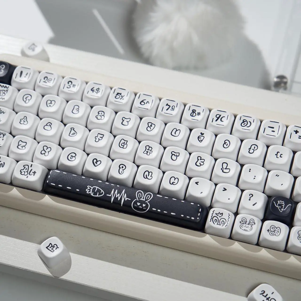 PBT Black White Keycaps, MOA Profile Keycaps, Pbt Cute Rabbit Keyboard ...