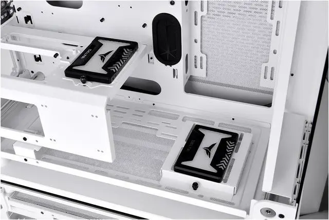 Open Box: Thermaltake Core P6 TG Snow Edition Dual-Form Transformable/2 ...