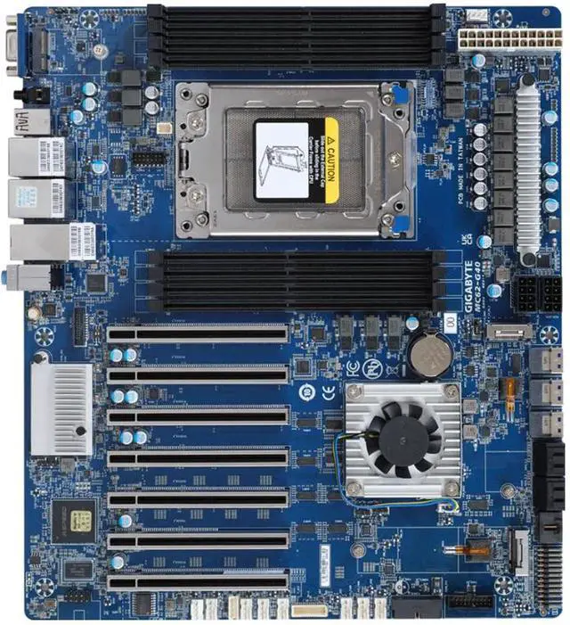 GIGABYTE MC62-G40 AMD Ryzen Threadripper PRO Workstation Board with AMD ...