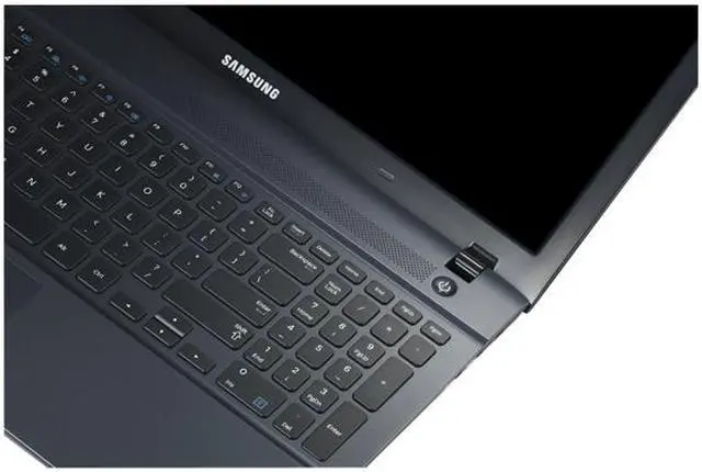 SAMSUNG ATIV Book 2 15.6" Intel Pentium 2117U 4GB Memory Windows 8 ...
