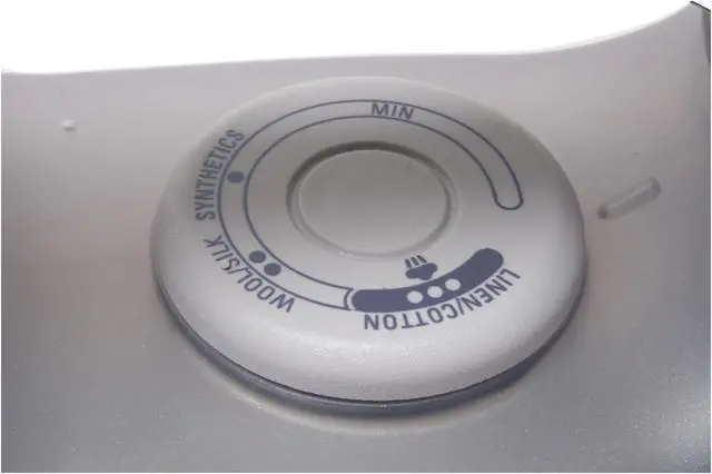 Rowenta DX8800 Professional Microsteam400 Precision Steam Iron - Newegg.com