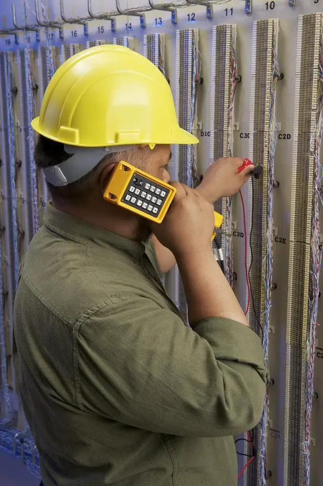 FLUKE Networks 22801009 TS22A Test Butt Set - Newegg.com