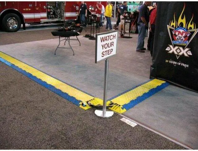 HUBBELL WIRING DEVICE-KELLEMS HBLTRED5B Cable Protector - Newegg.com