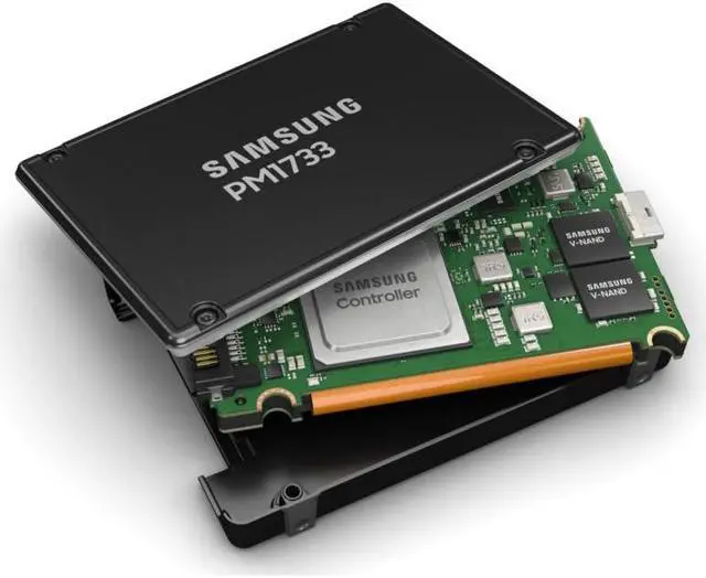 Refurbished: Samsung SSD PM1733 3.84TB 2.5 U.2 NVMe PCIe 4.0 Gen4 x4 ...