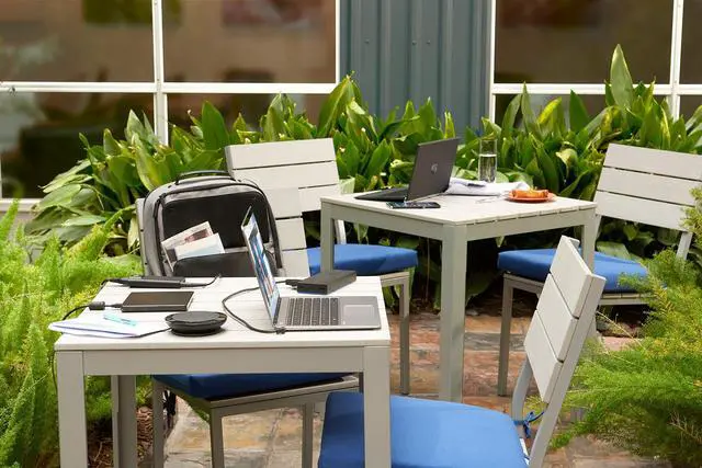 HP 65W Slim AC Adapter with USB Port (G6H47AA) - Newegg.com