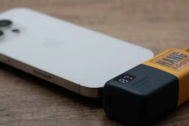 X Mobile A Power Bank - 5000 mAh - Ultra Portable - 103g only ...