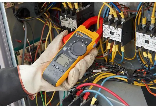 Fluke 902 FC Compact Clamp Meter True RMS HVAC Multimeter 600A DC ...