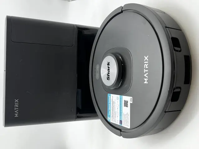 Refurbished: Shark Matrix Self-Emptying Robot Vacuum Wi-Fi Connected ...